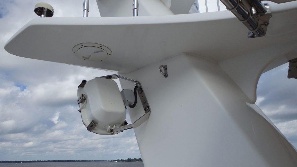 Nordhavn-55-Trawler-South-By-West-fiberglass-exhaust-stack-boat-deck ...
